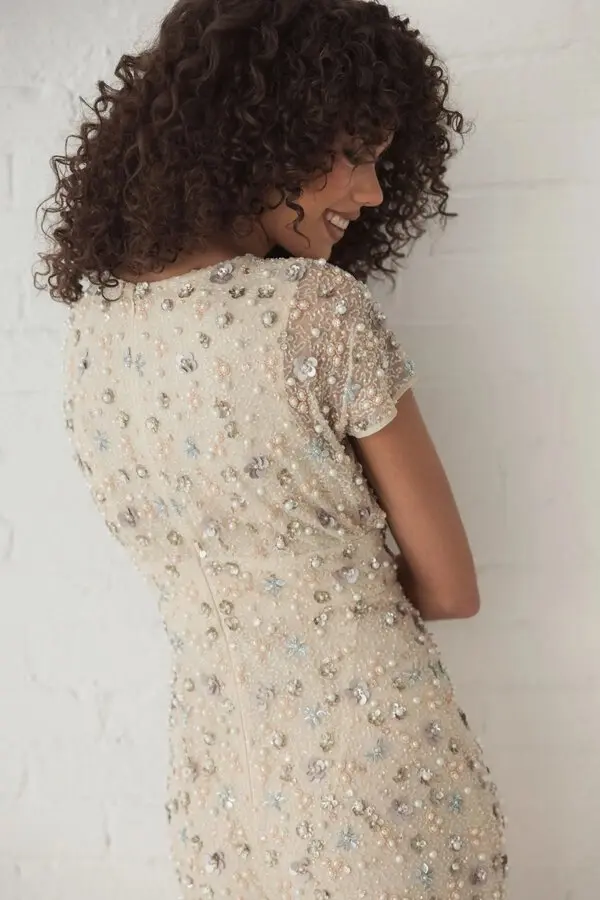 Mac Duggal Ivory Floral Embellished Mesh Fitted Column Gown
