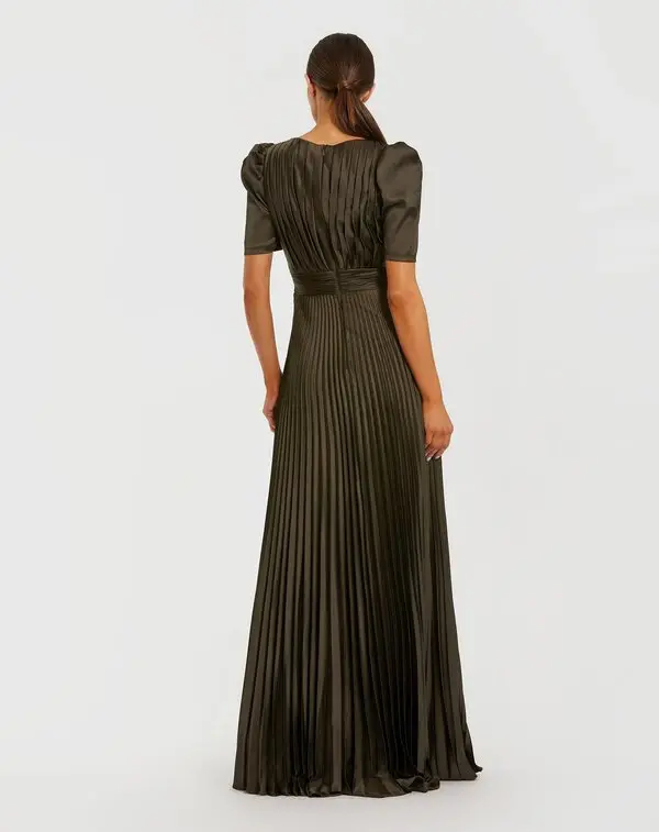 Mac Duggal Pleated Charmeuse Evening Gown With Puff Sleeves And Slit - Green  | Editorialist