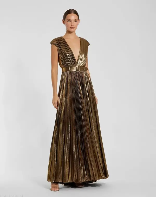 Mac Duggal Pleated Metallic Jersey Gown With Belt