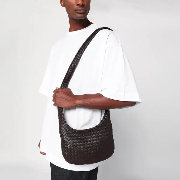Bottega Veneta Small Veneto Bag In Intrecciato - Brown