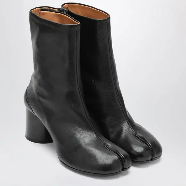 MAISON MARGIELA Tabi Ankle Boots