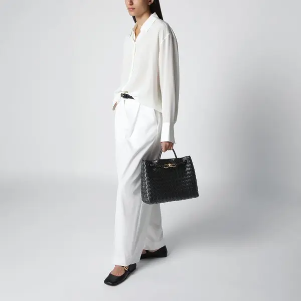 Bottega Veneta Medium Andiamo Bag - Black