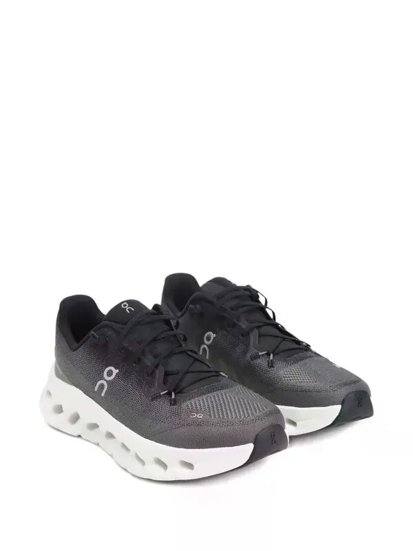 On Cloudtilt Logo Sneakers - Black