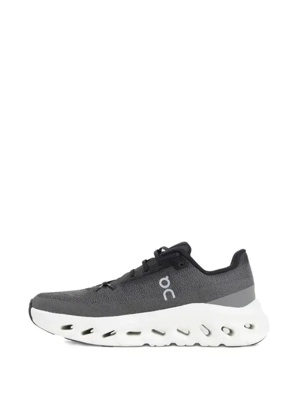 On Cloudtilt Logo Sneakers - Black