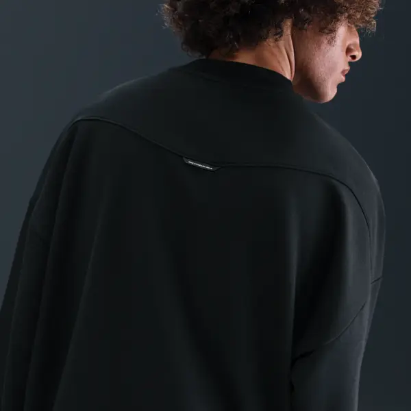 Nike Standard Issue Therma-fit Basketball Crew