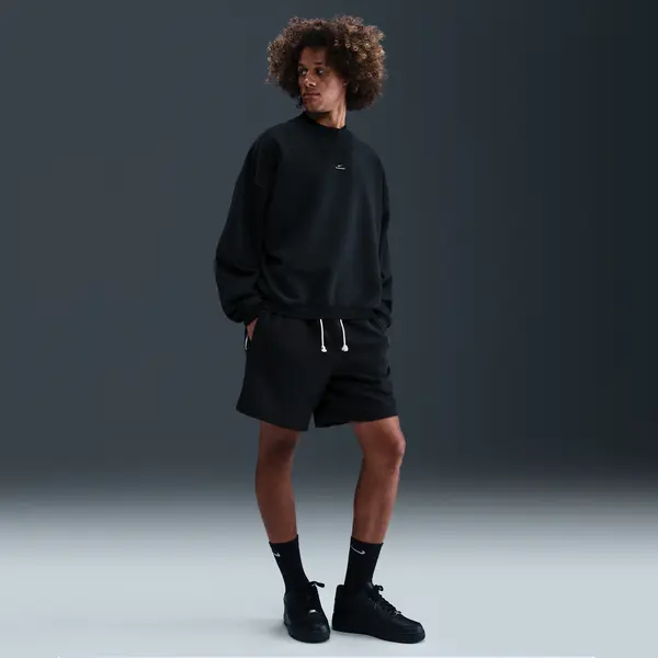 Nike Standard Issue Therma-fit Basketball Crew