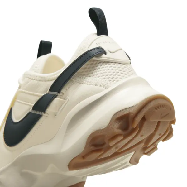 Nike Tc 7900 Sneakers - Brown