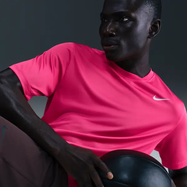 Nike Dri-fit Legend Fitness T-shirt - Pink