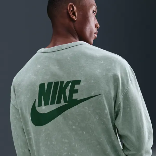 Nike Sportswear Premium Essentials Long-sleeve T-shirt - Grey