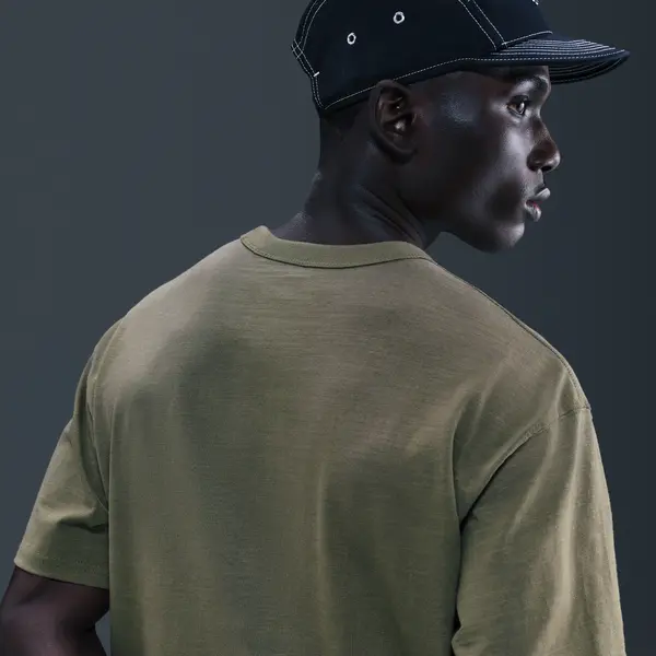 Nike Sportswear Premium Essentials T-shirt