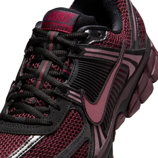 Nike Zoom Vomero Sneakers - Black