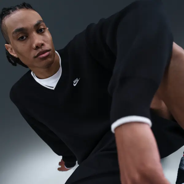 Nike Sportswear Club V-neck Sweater