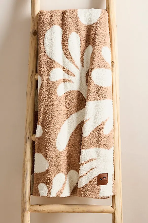SLOWTIDE Kingston Plush Knit Blanket
