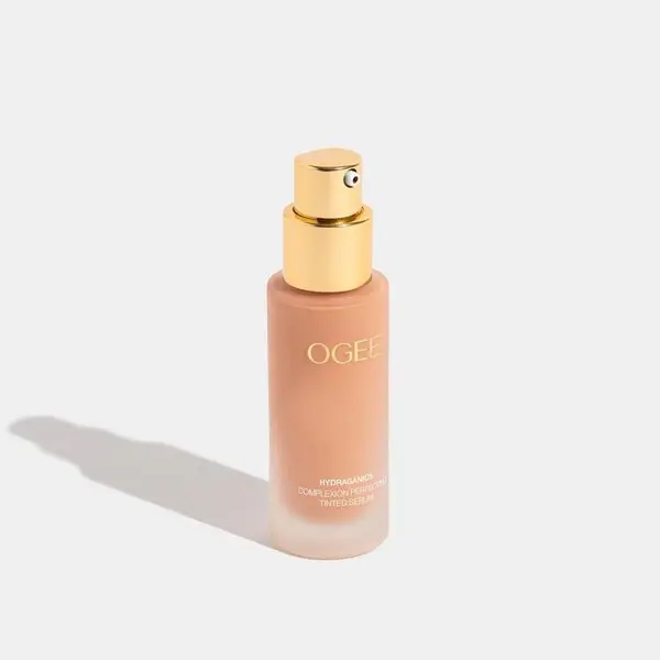 OGEE Complexion Perfecting Tinted Serum - Larch 2.25c