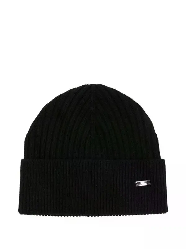 Herno Ribbed Knit Beanie With Logo Plaque - Black