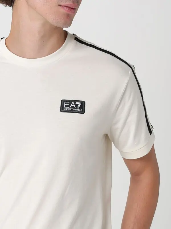 EA7 T-shirt