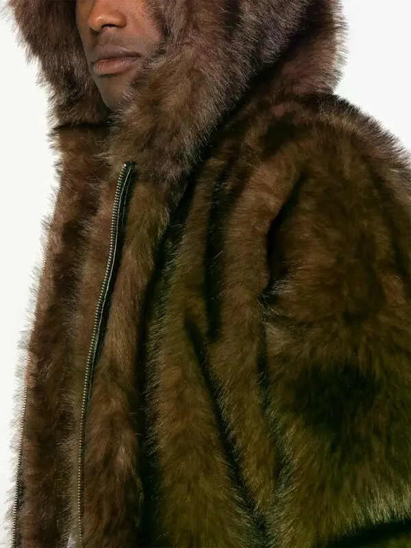 LỰU ĐẠN Hooded Faux-fur Jacket