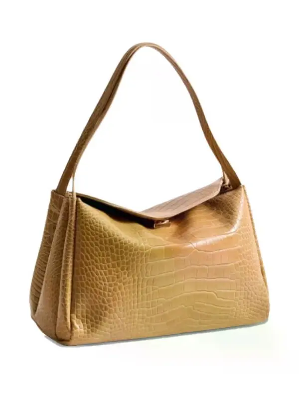 THEMOIRE Eudora Embossed Shoulder Bag