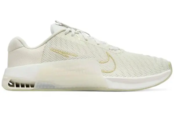 Nike Metcon 9 Premium Metallic Gold Sneakers