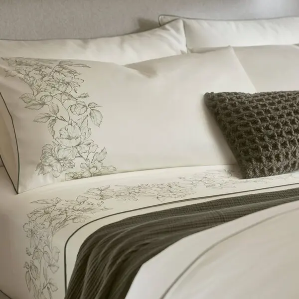 BOLL & BRANCH Signature Etched Peony Piped-edge King Pillowcase, Pair