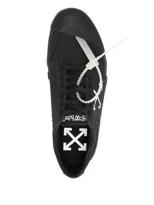 Off-White Vulcanized Undercut Sneakers - Black