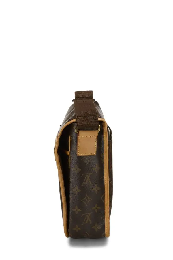 LOUIS VUITTON Monogram Bosphore Messenger