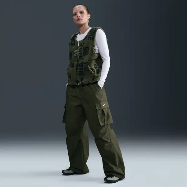 Nike Sportswear Mid-rise Oversized Woven Cargo Pants - Green