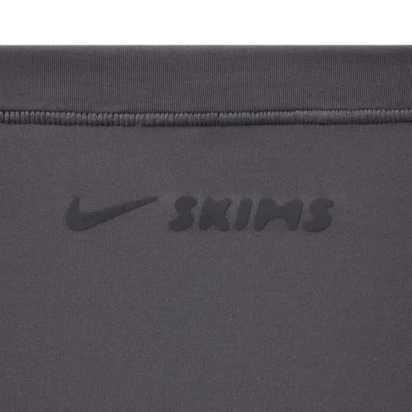 Nike Skims Weightless Layers Long-sleeve Wrap Top - Black