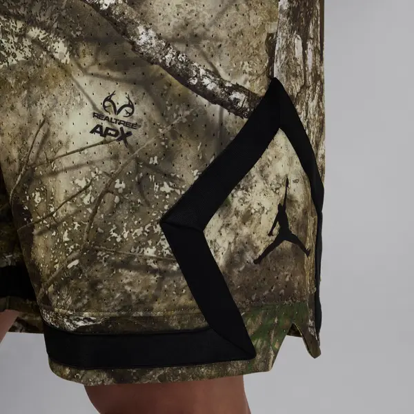 JORDAN Sport Diamond Realtree Shorts