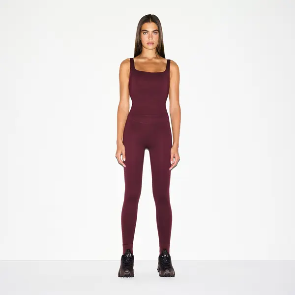 Nike Skims Matte Square-neck Tank Top - Red