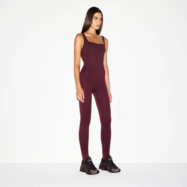 Nike Skims Matte Square-neck Tank Top - Red