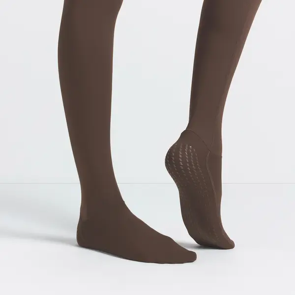 Nike Skims Matte High-waisted Footsie Grip Leggings