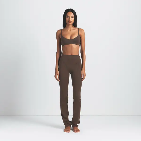 Nike Skims Matte High-waisted V-panel Straight Leggings - Brown