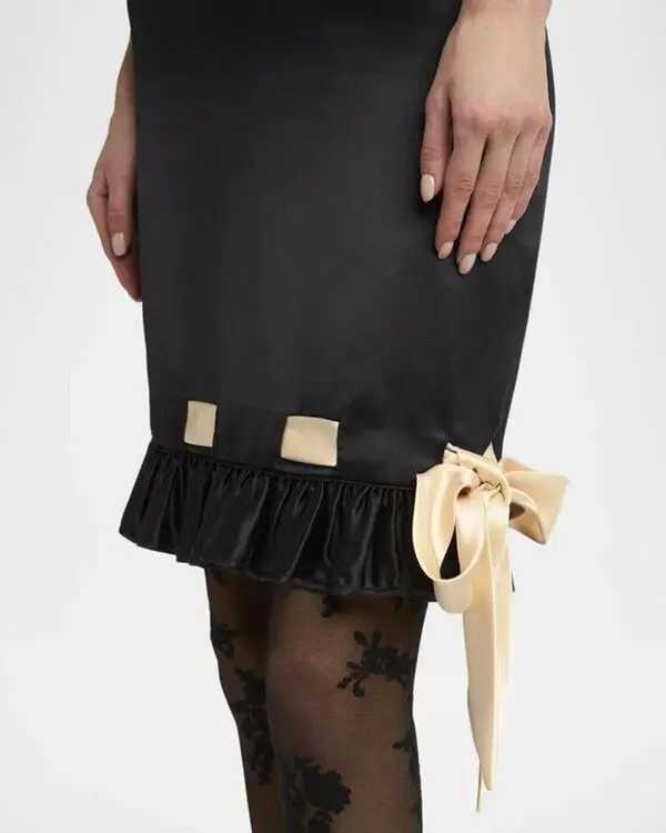 Valentino Garavani Ribbon Ruffle Hem Double Satin Skirt - Blkpat