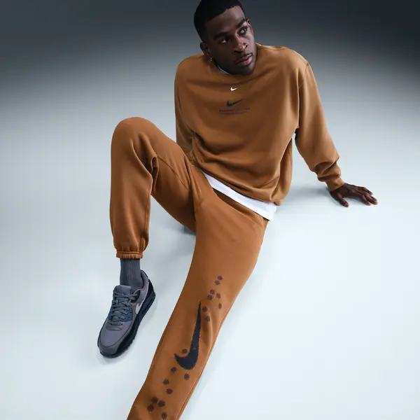 Nike Sportswear Club Cuffed Fleece Pants - Brown