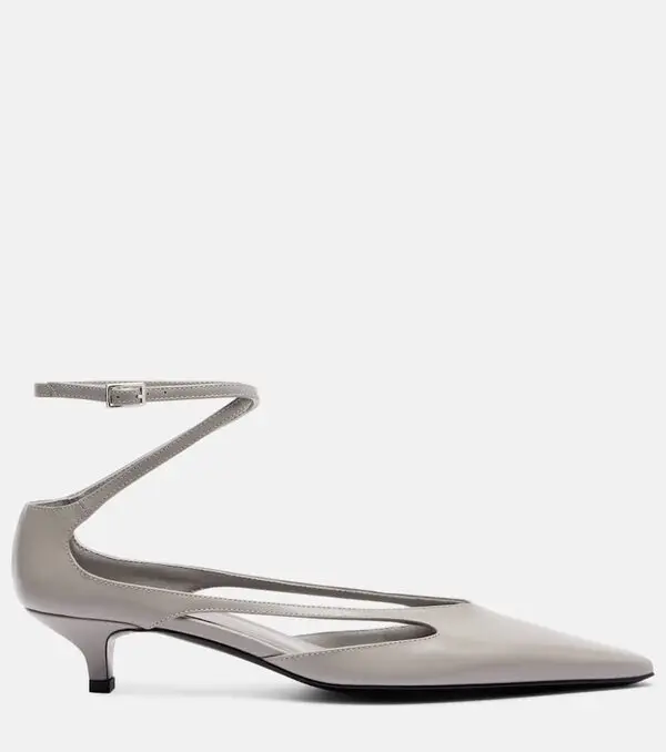 TOTEME Leather Pumps - Grey
