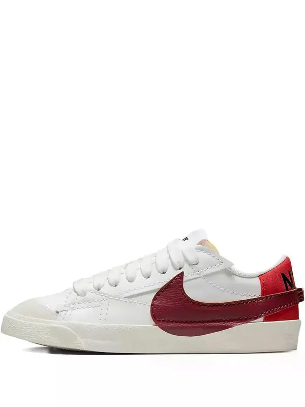 Nike Jumbo Low 77 Sneakers