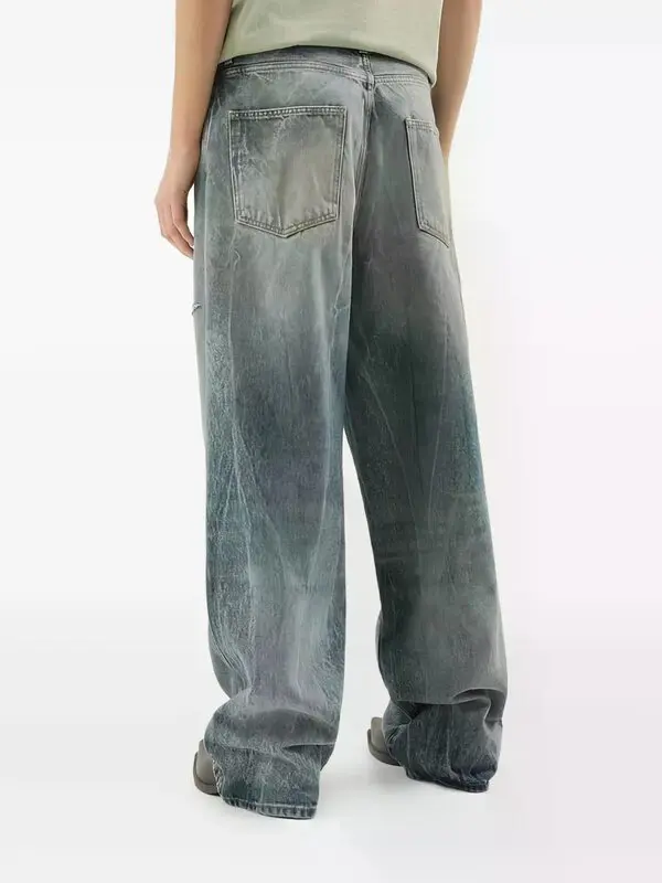 1989 STUDIO Distressed Boyfriend Jeans