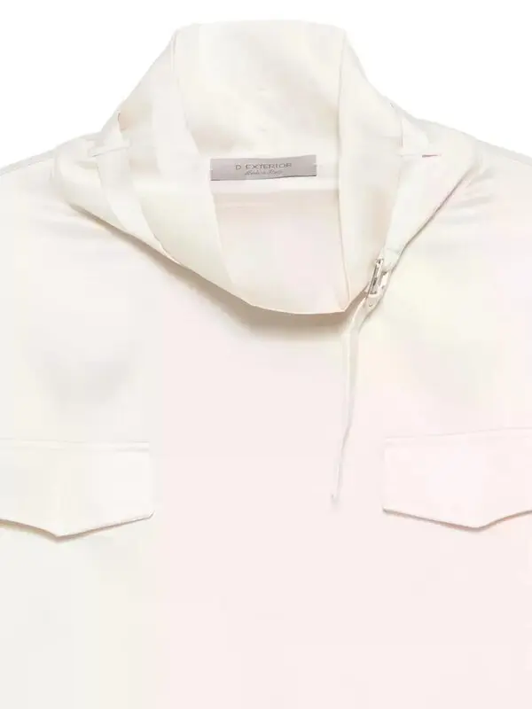 D.exterior Paneled Blouse
