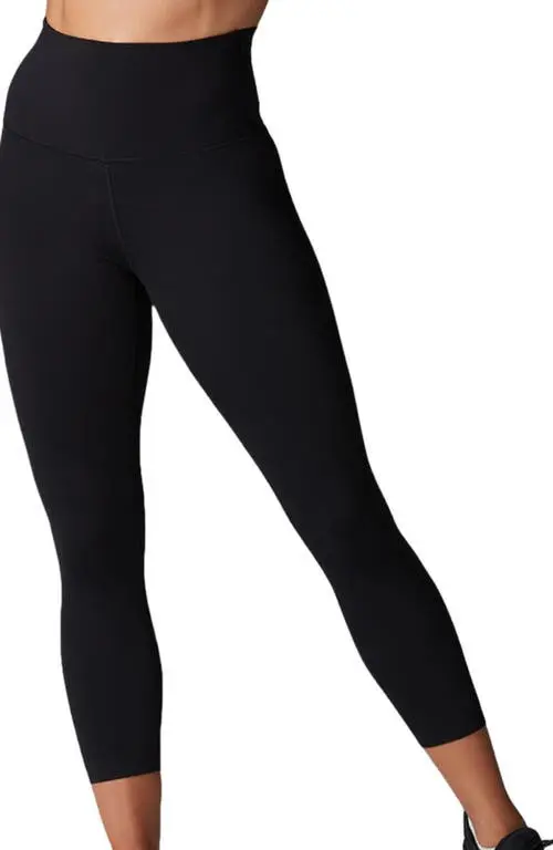 TAVI High Waisted Crop Legging
