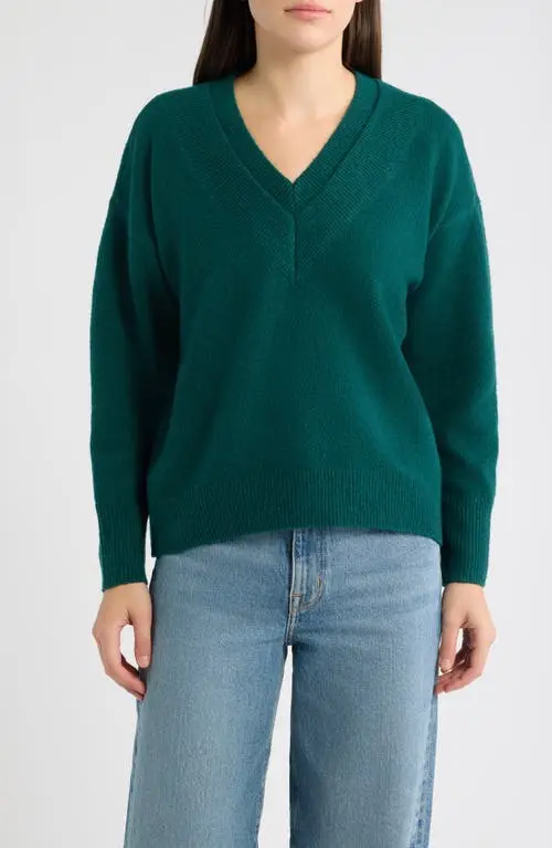 CITY BLUES Long Sleeve V-neck Sweater - Forest