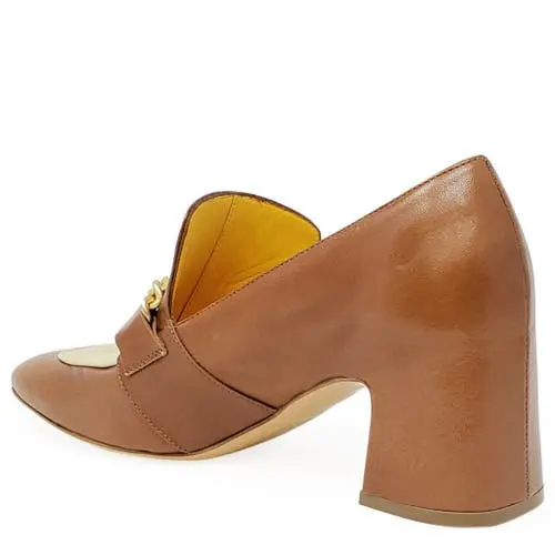 MADISON MAISON Mid Heel Loafer With Chain - Tan/creme