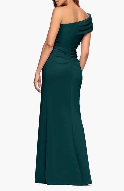 XSCAPE EVENINGS One-shoulder Knit Gown