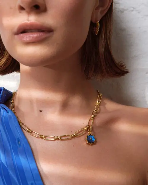 OTTOMAN HANDS Essential Charm Link Chain Necklace
