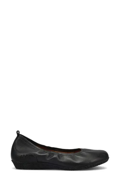 TAOS Chit Chat Leather Ballet Flats - Black