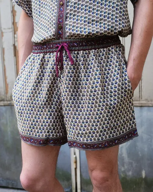 MONZLAPUR Embossed Botanical Crepe Shorts - Forest Plum