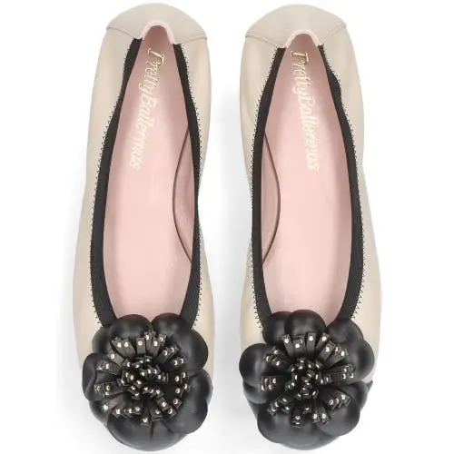 Pretty Ballerinas Flower Leather Ballet Flats