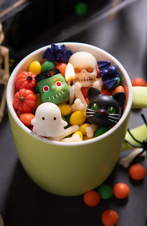 SOUTHLAKE GIFTS Spooky Mix Unscented Halloween Wax Melts