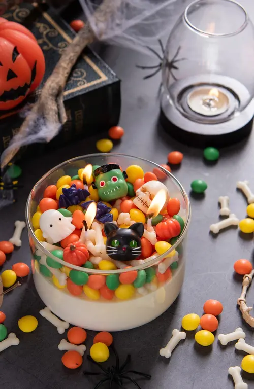 SOUTHLAKE GIFTS Spooky Mix Unscented Halloween Wax Melts