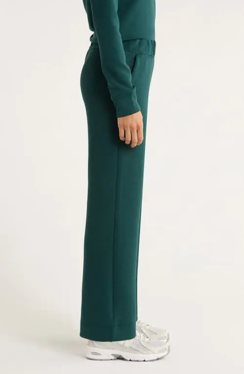 MPG Dreamweave Relaxed Straight Leg Pants - Ponderosa Pine
